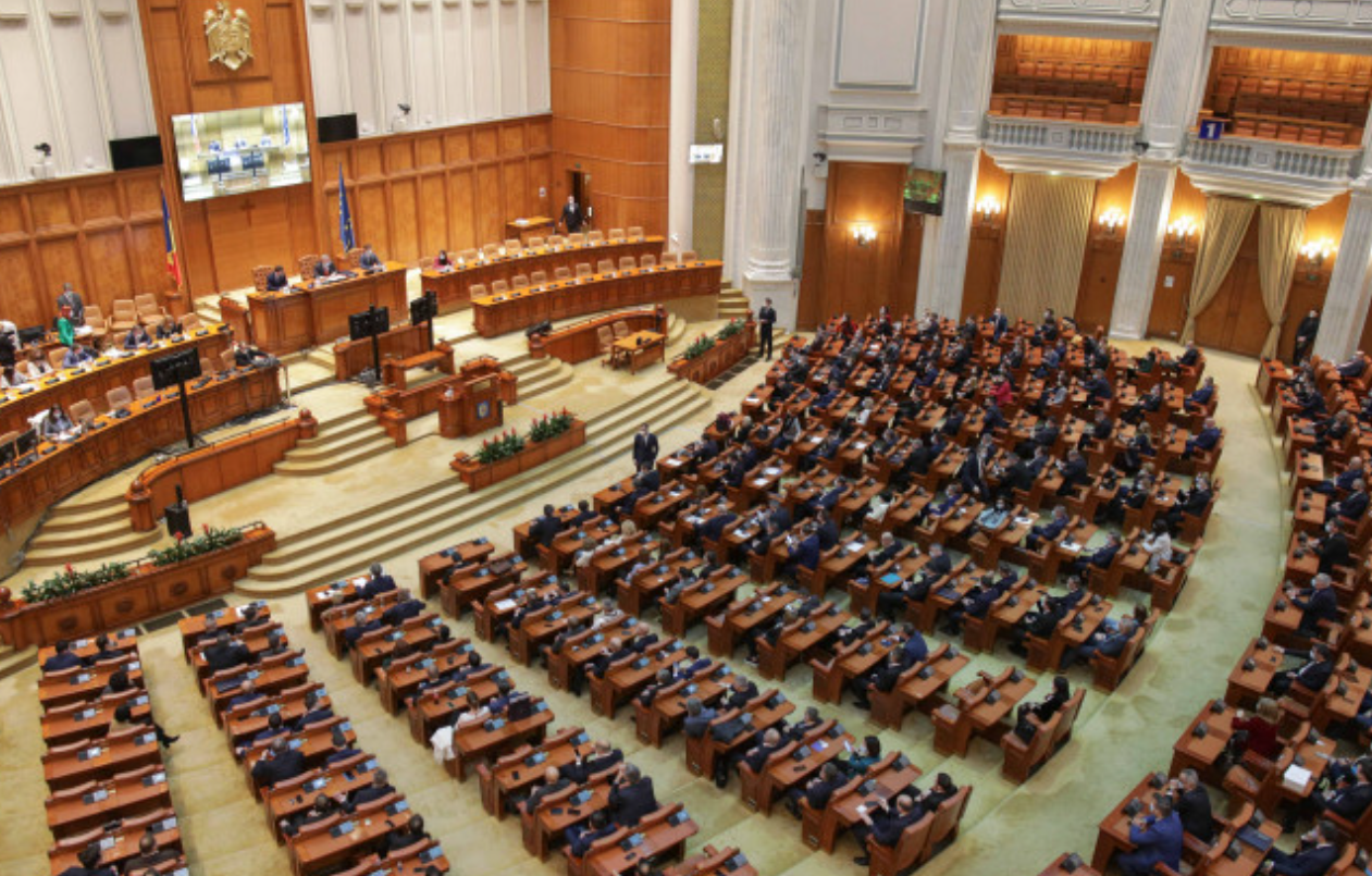 Şedinţă solemnă a Parlamentului în 14 mai, de Ziua Solidarităţii şi ...