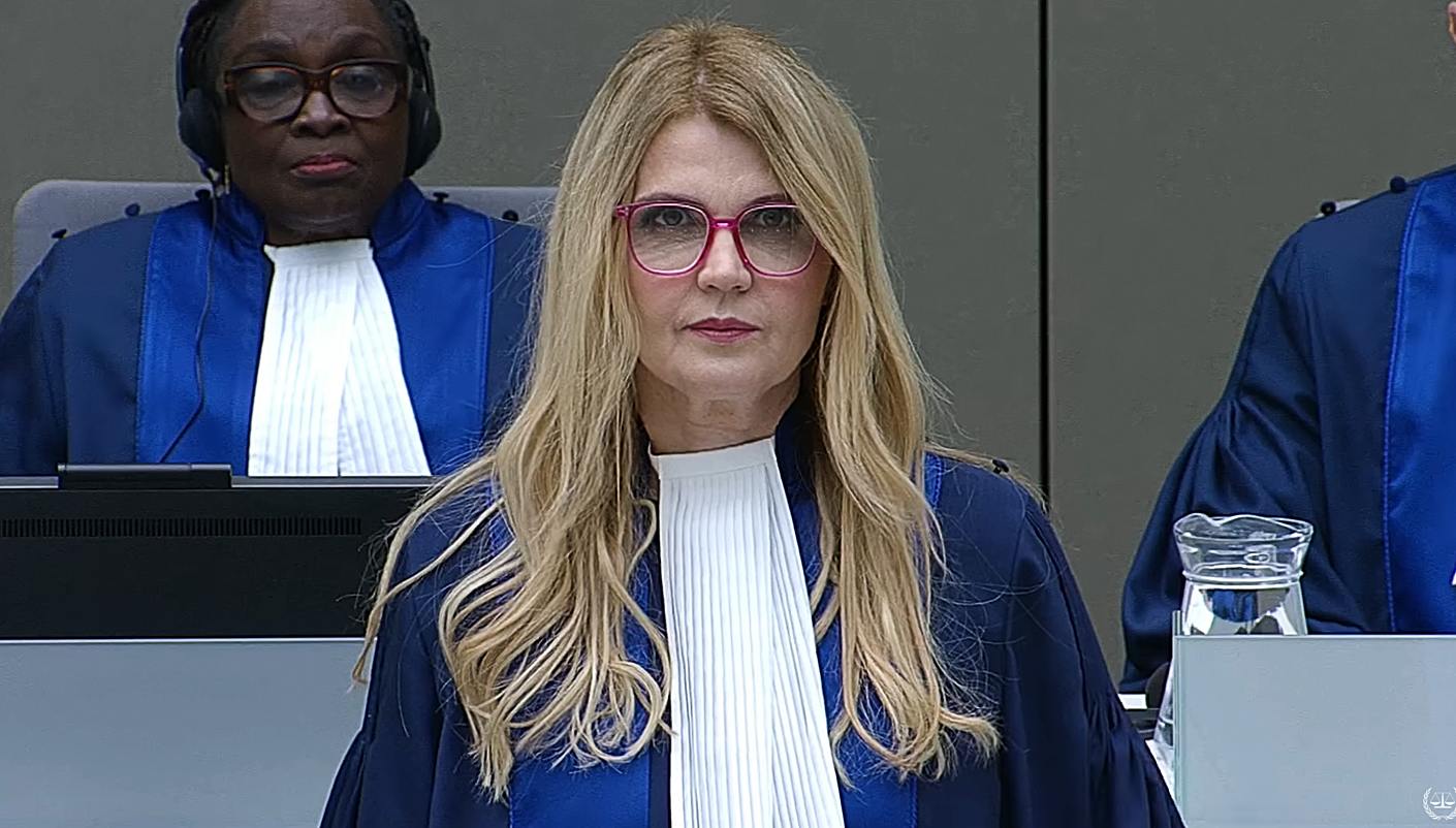 Judecătoarea Iulia Motoc va prezida completul ce se va pronunţa asupra ...