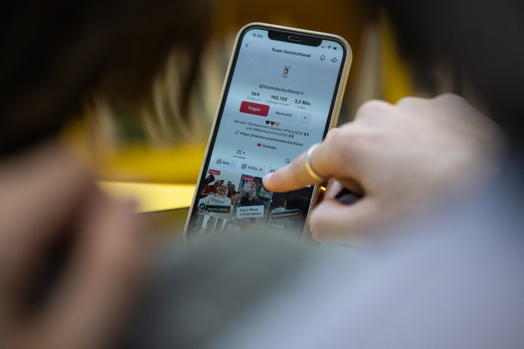 Cum au încercat rețelele de socializare să fraudeze alegerile din ...