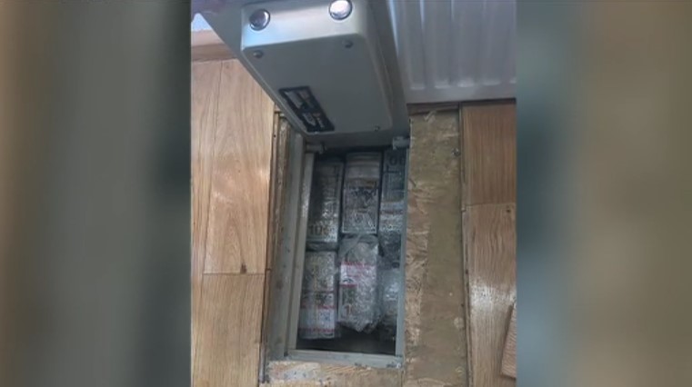 Casa lui Potra, modificată să ascundă armele deţinute ilegal ...