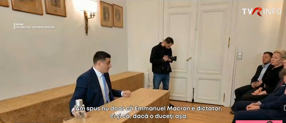 George Simion și-a continuat atacurile la adresa lui Emmanuel Macron și ...