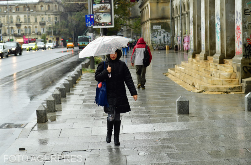 ANM: Cod galben de furtuni, ploi torenţiale şi grindină în 30 de judeţe ...