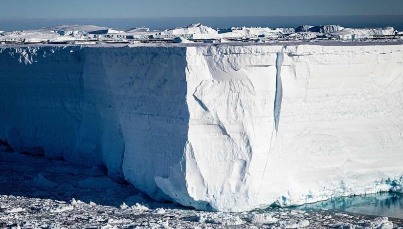 Banchiza din Antarctica atinge al treilea nivel minim al său din ultima ...