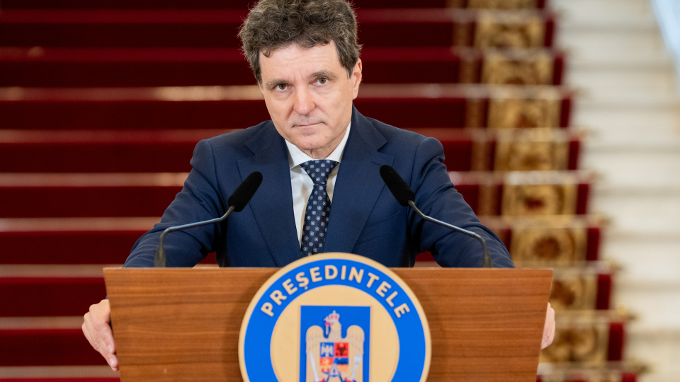 Preşedintele Nicuşor Dan anunță că Eugen Tomac și-a depus mandatul. A ...